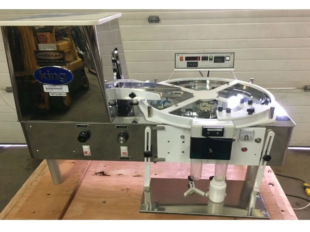 King TB4 Tablet Capsule Counter | LabX.com