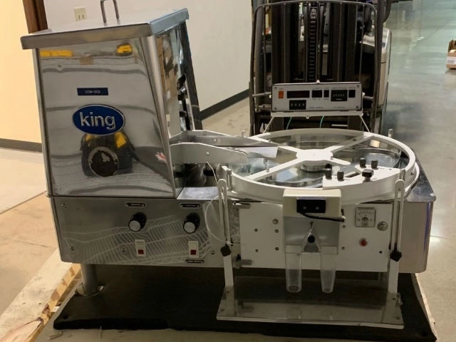 King TB4 Tablet Counter