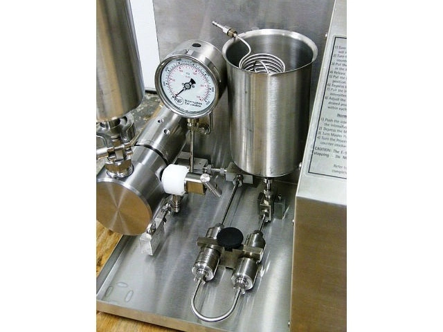 Microfluidics M110P Microfluidizer | LabX.com