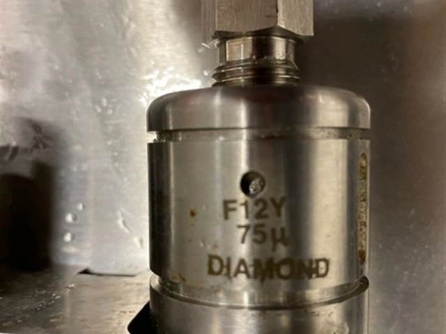 Microfluidics M110P Microfluidizer | LabX.com