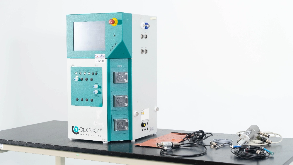 Applikon ez-Control Bioreactor | LabX.com