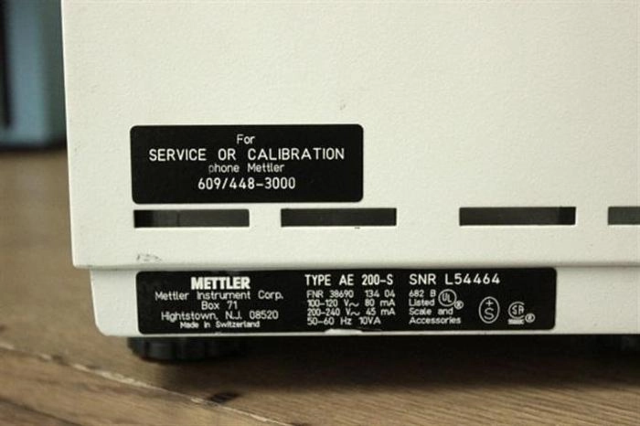 Mettler Toledo AE200 Analytical Balance | LabX.com