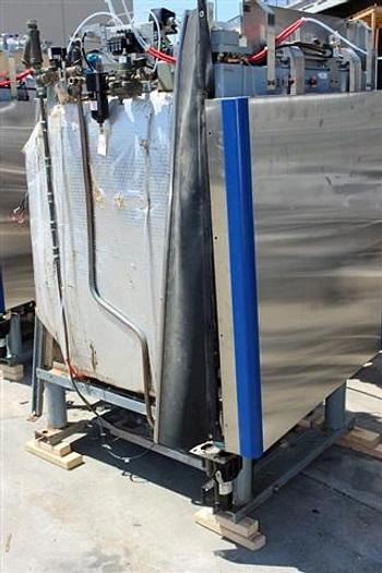 Getinge 733 LS Steam Sterilizer/Autoclave | LabX.com