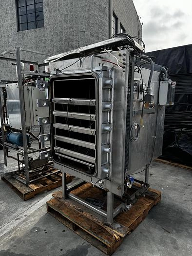 Getinge Model GE 6912 AR2 Autoclave | LabX.com