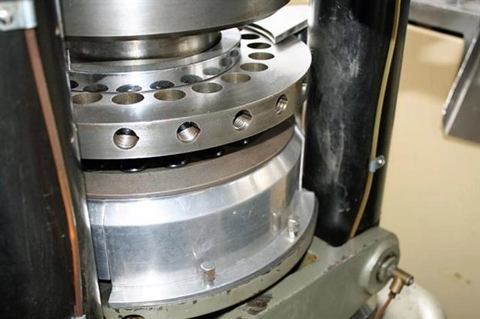 Manesty 23 station BetaPress | LabX.com