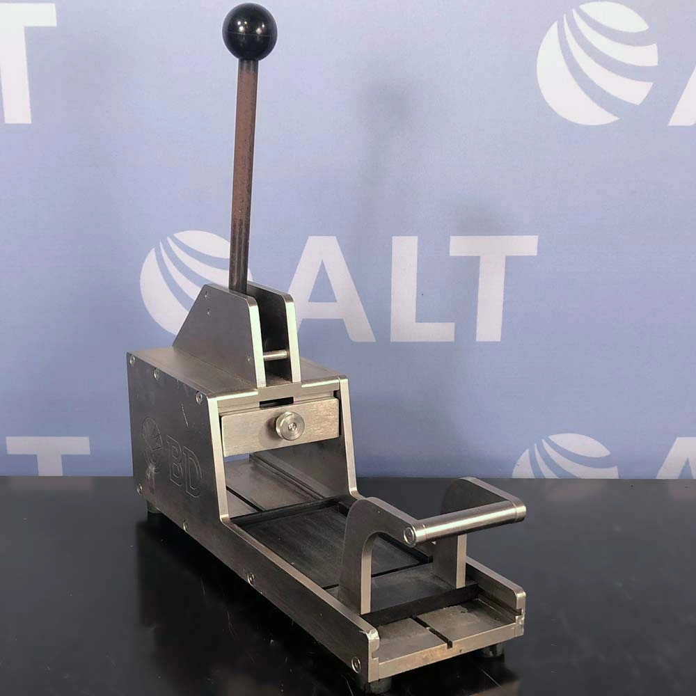 Becton Dickinson Manual Microplate Sealer | LabX.com