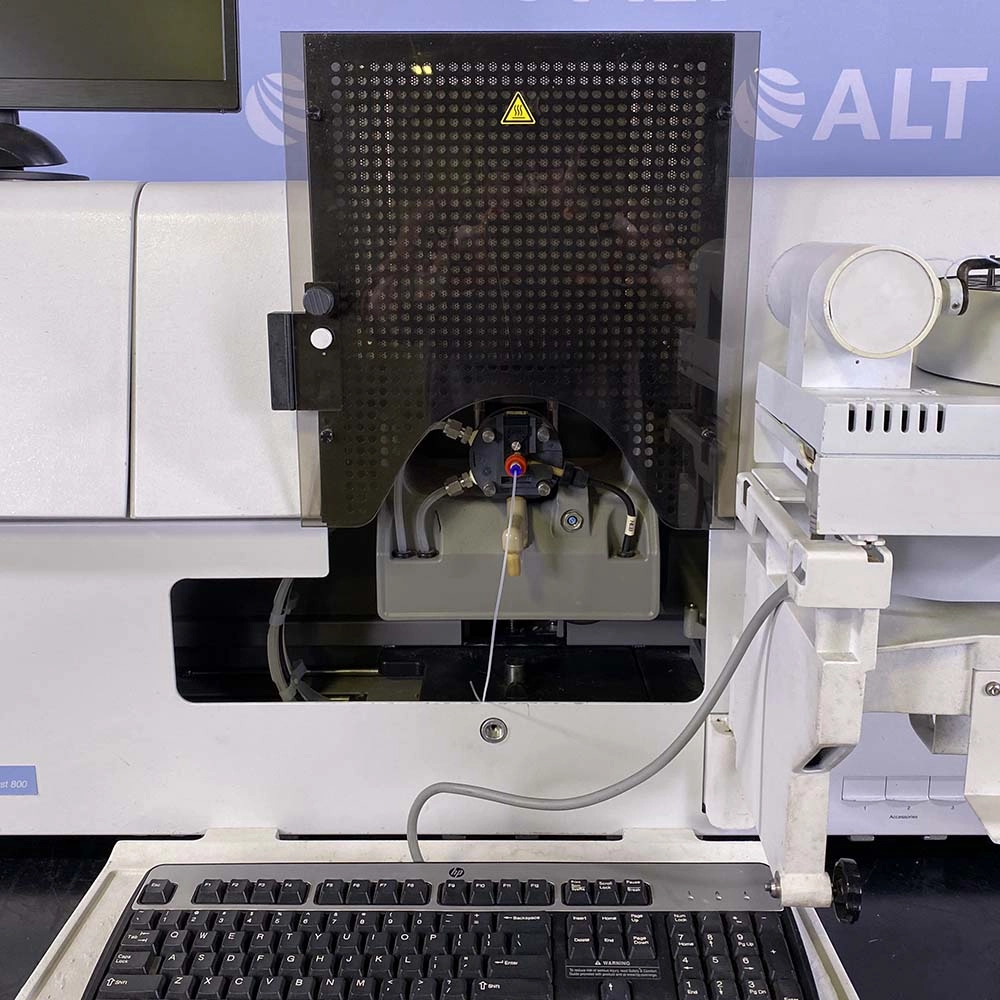 PerkinElmer AAnalyst 800 Atomic Absorption Spectrometer | LabX.com