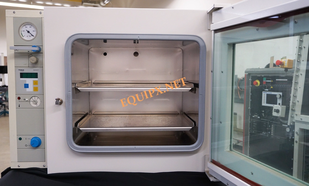 Heraeus VT 6060M Vacuum Oven, max 200C (392F) (1962) | LabX.com