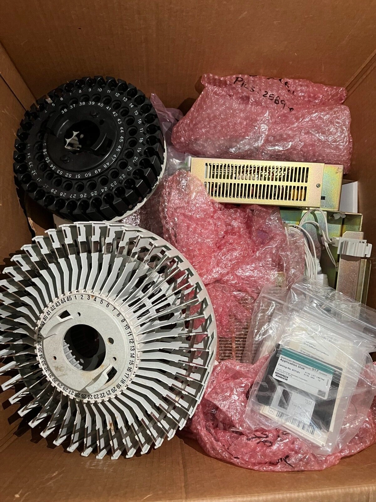 HItachi 917 Chemistry Analyzer Parts, Functional P | LabX.com