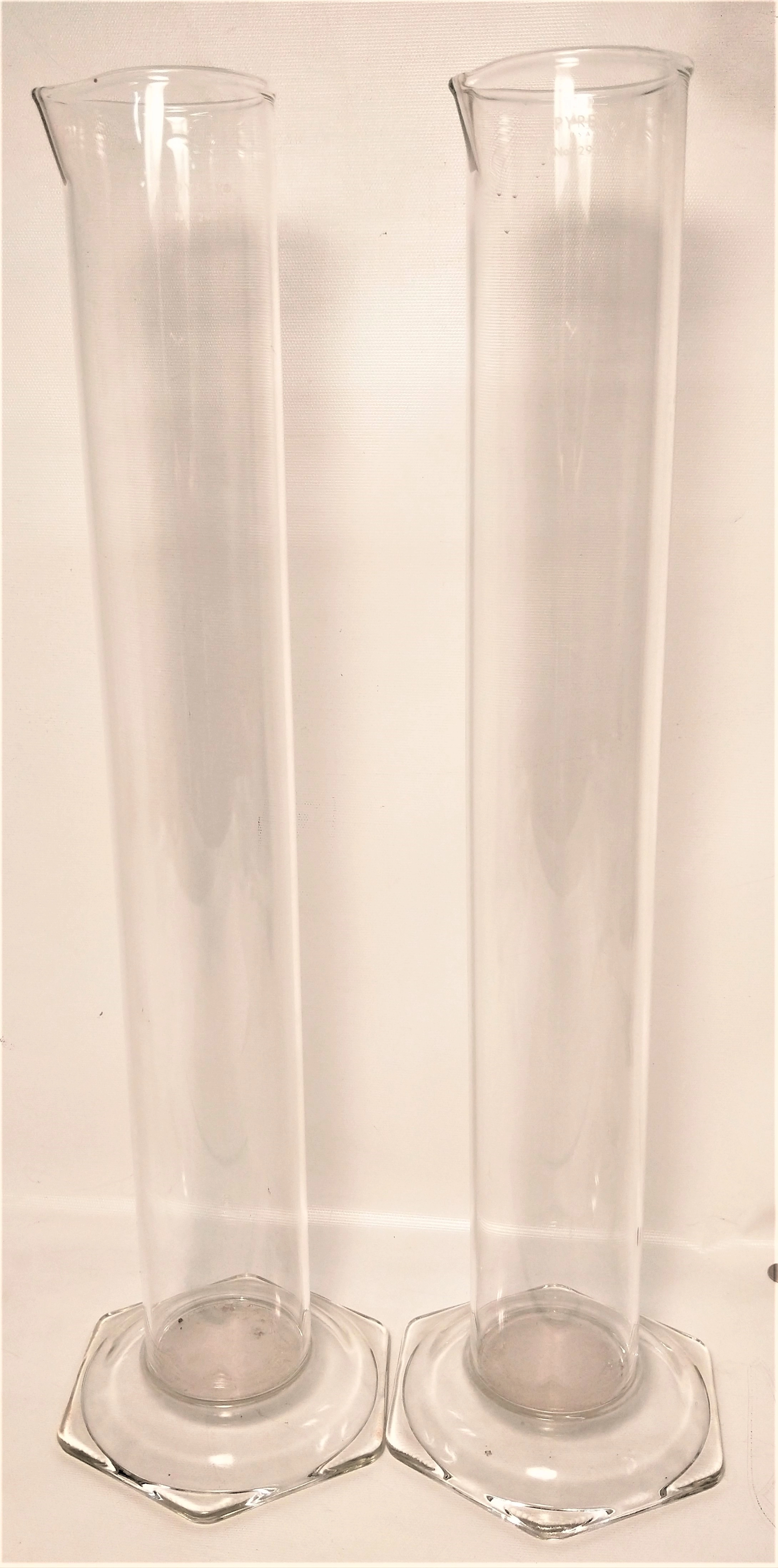 Corning PYREX 2962-1L Hydrometer Cylinder - 1000mL | LabX.com