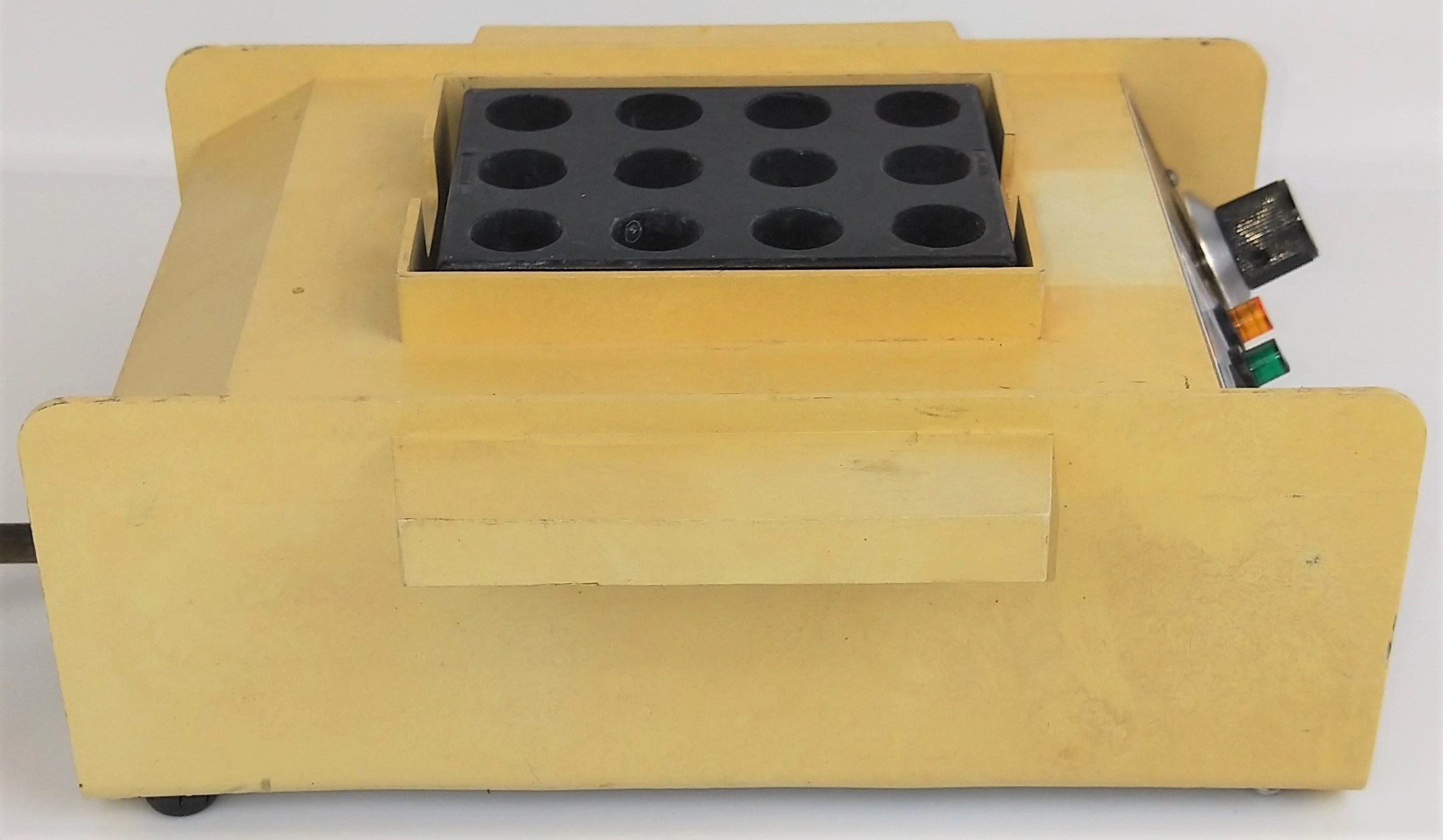 Thermolyne Type 17600 Dri-Bath Heater for COD Digestion | LabX.com