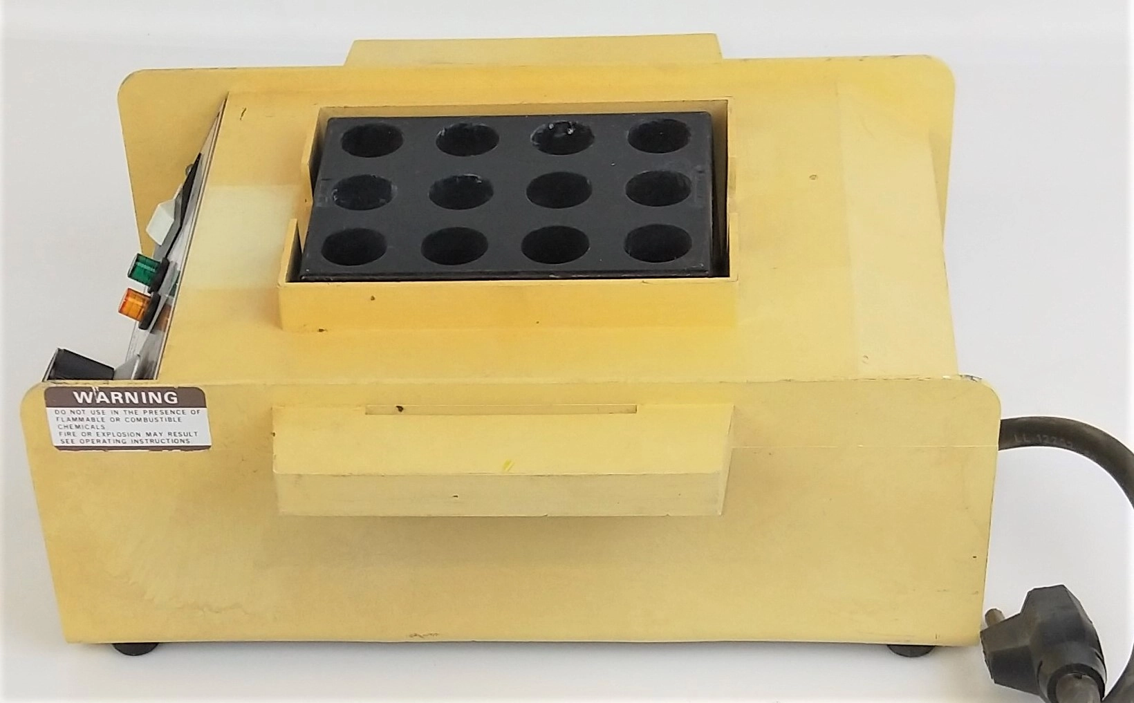 Thermolyne Type 17600 Dri-Bath Heater for COD Digestion | LabX.com