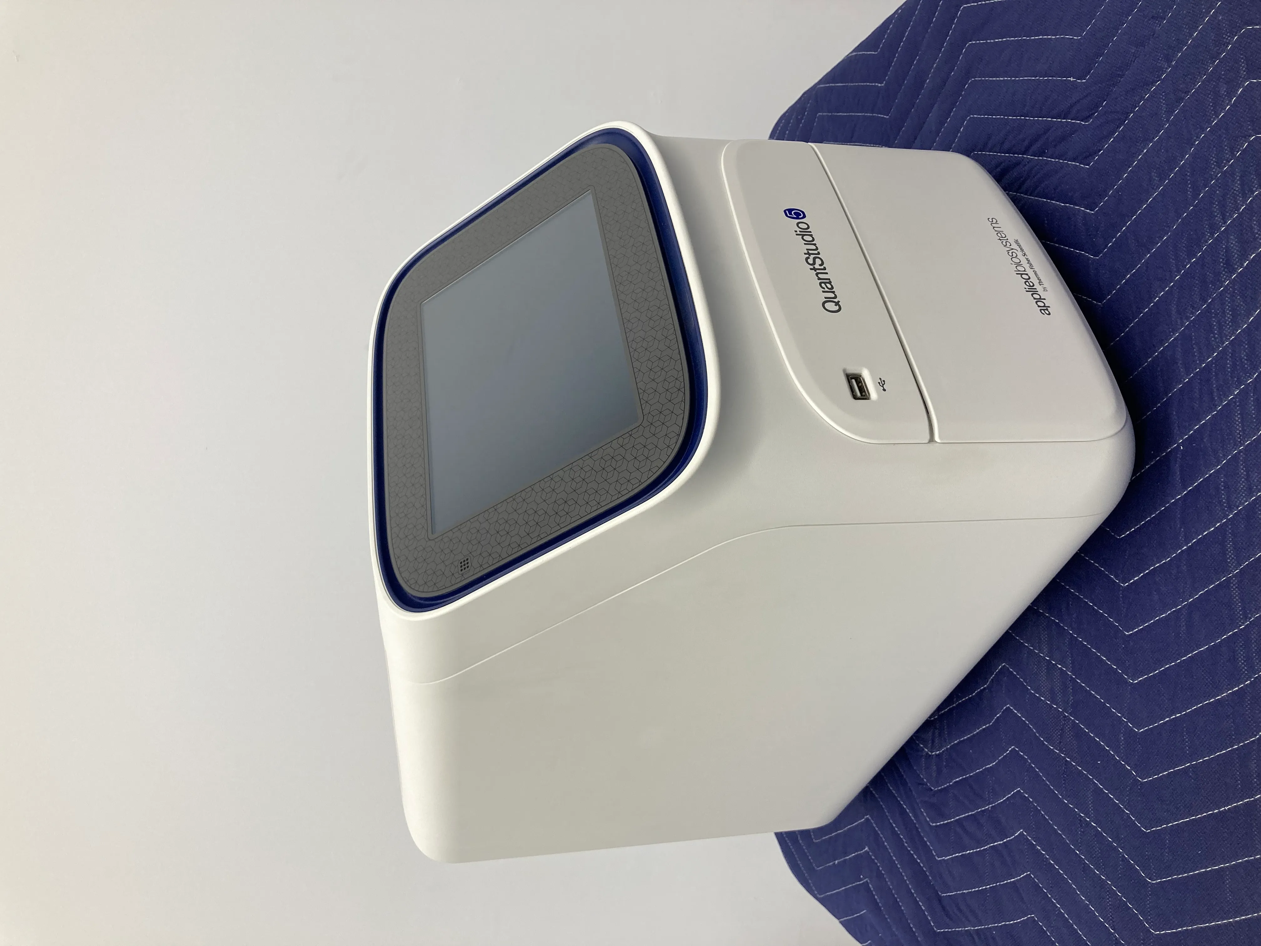 Applied Biosystems - QuantStudio 5 Real-Time PCR - 96-Well 0.1ml Block ...