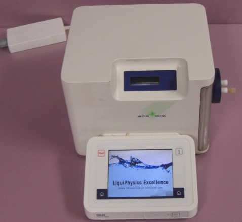 METTLER TOLEDO DM40 DENSITY METER MODEL: DM 40, : B139282881 WITH NEW POWER SUPPLY UNIT POWERS ...