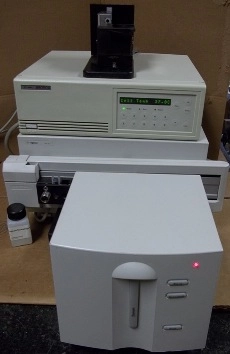 HP AGILENT 8453 UV-VISIBLE SPECTROPHOTOMETER CN: 22804544, WITH 8 PLACE ...