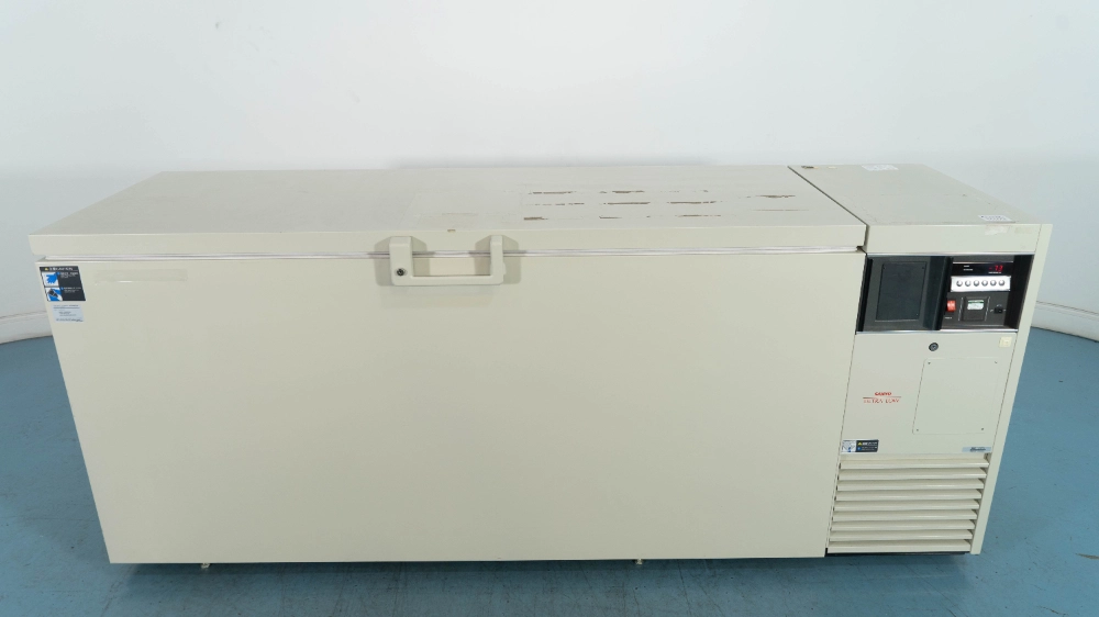Sanyo -95C Ultra Low Temp Chest Freezer | LabX.com