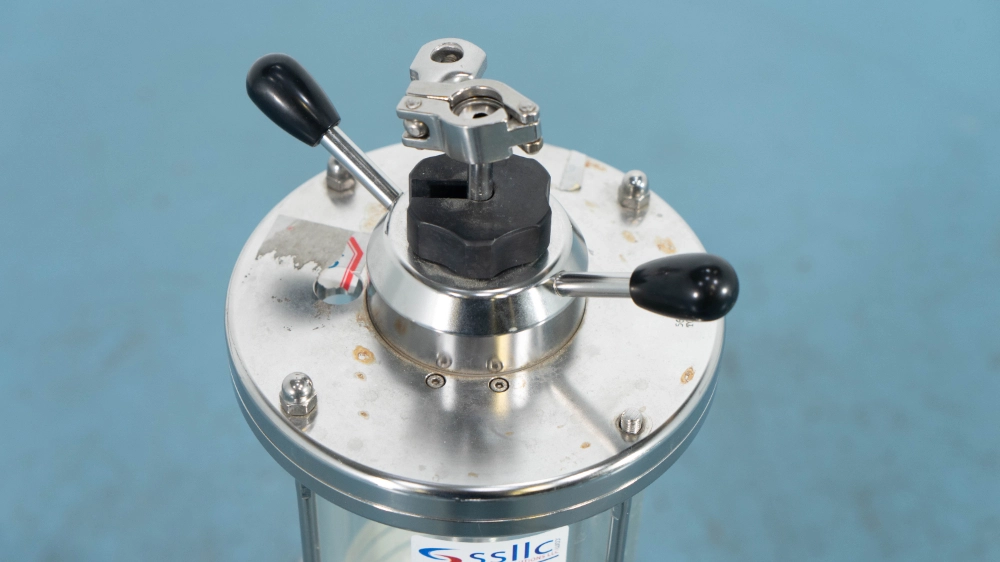 Amersham Pharmacia 7.5 Liter BPG Chromatography Column | LabX.com