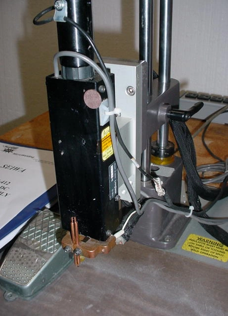 Seiwa SFW-412, linear DC welding power supply with VH-25A air head, VB-S dual pressure follow up ...