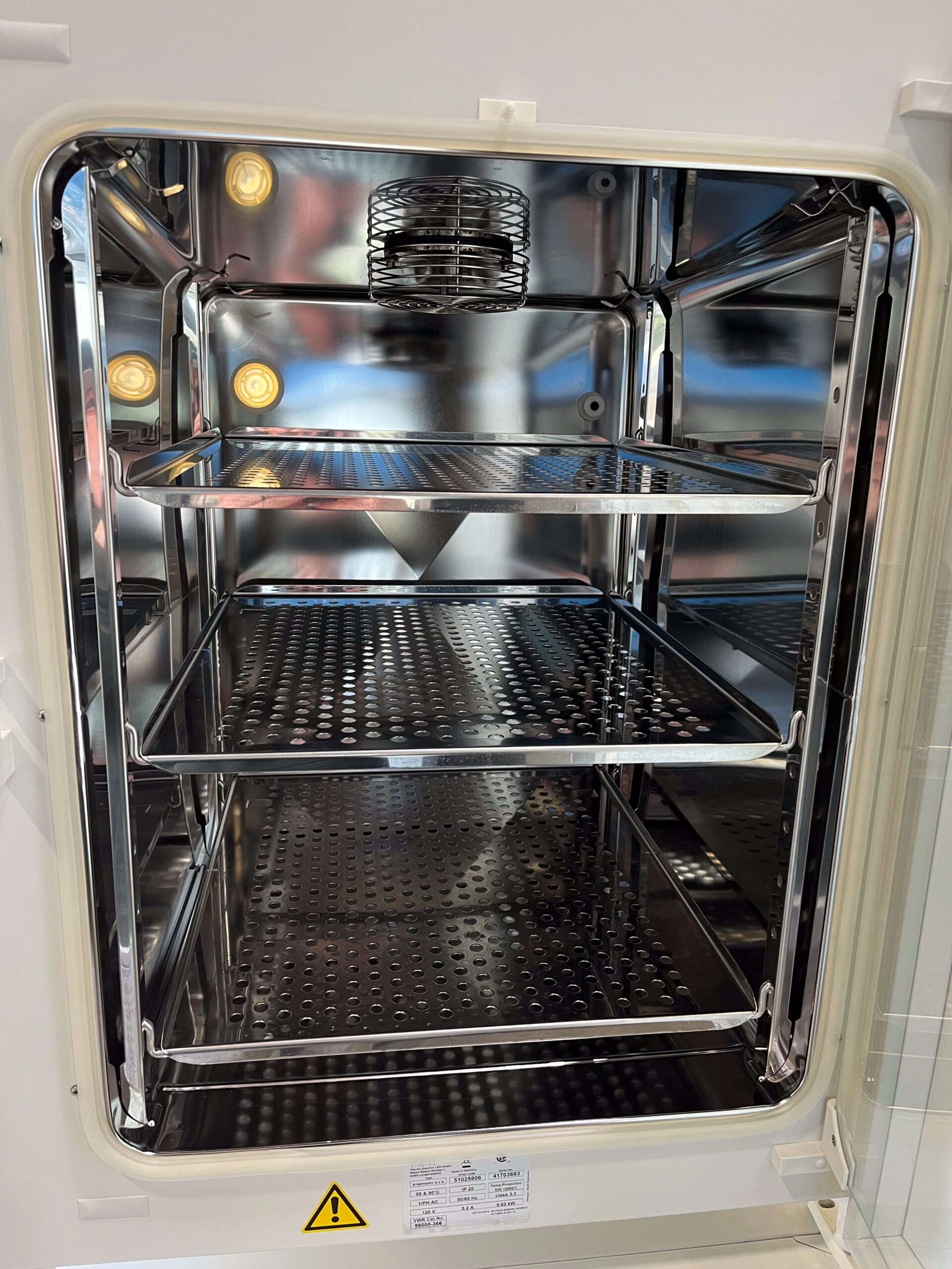 Thermo Scientific Double Stack CO2 Incubator Symphony 5.3 A | LabX.com