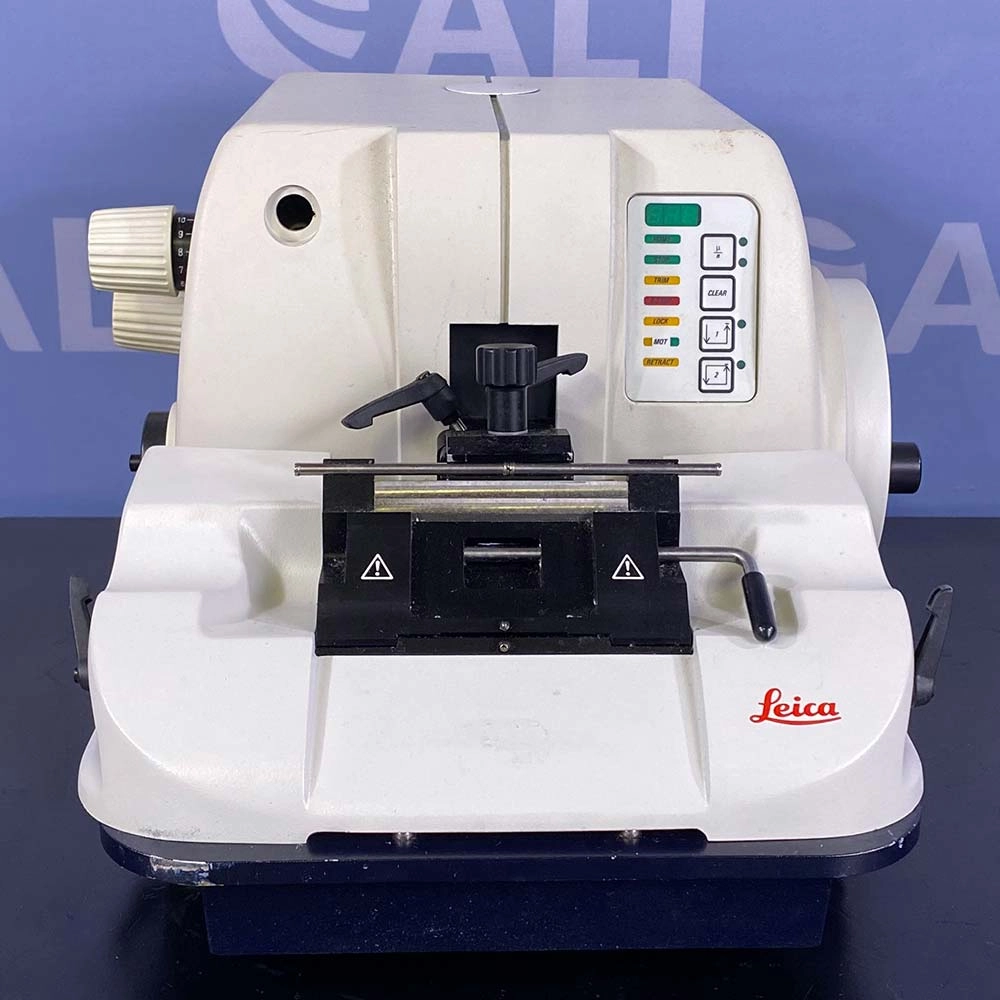 Leica Microtome
