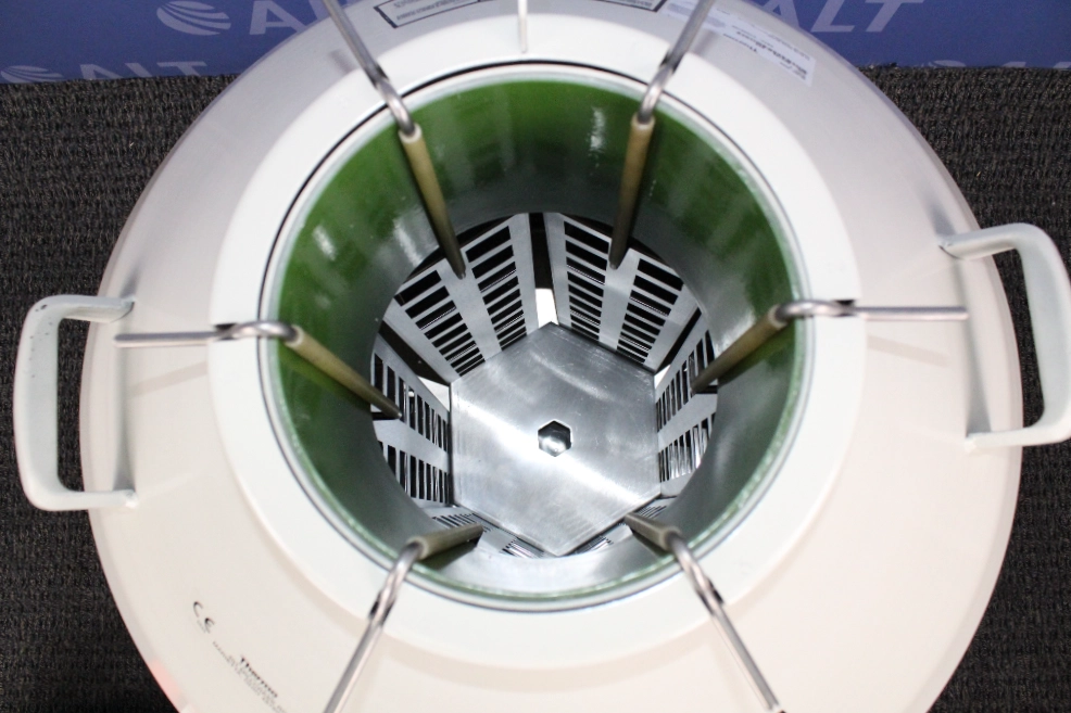 Thermo Scientific Locator 6 Plus Cryogenic System With Monitor | LabX.com