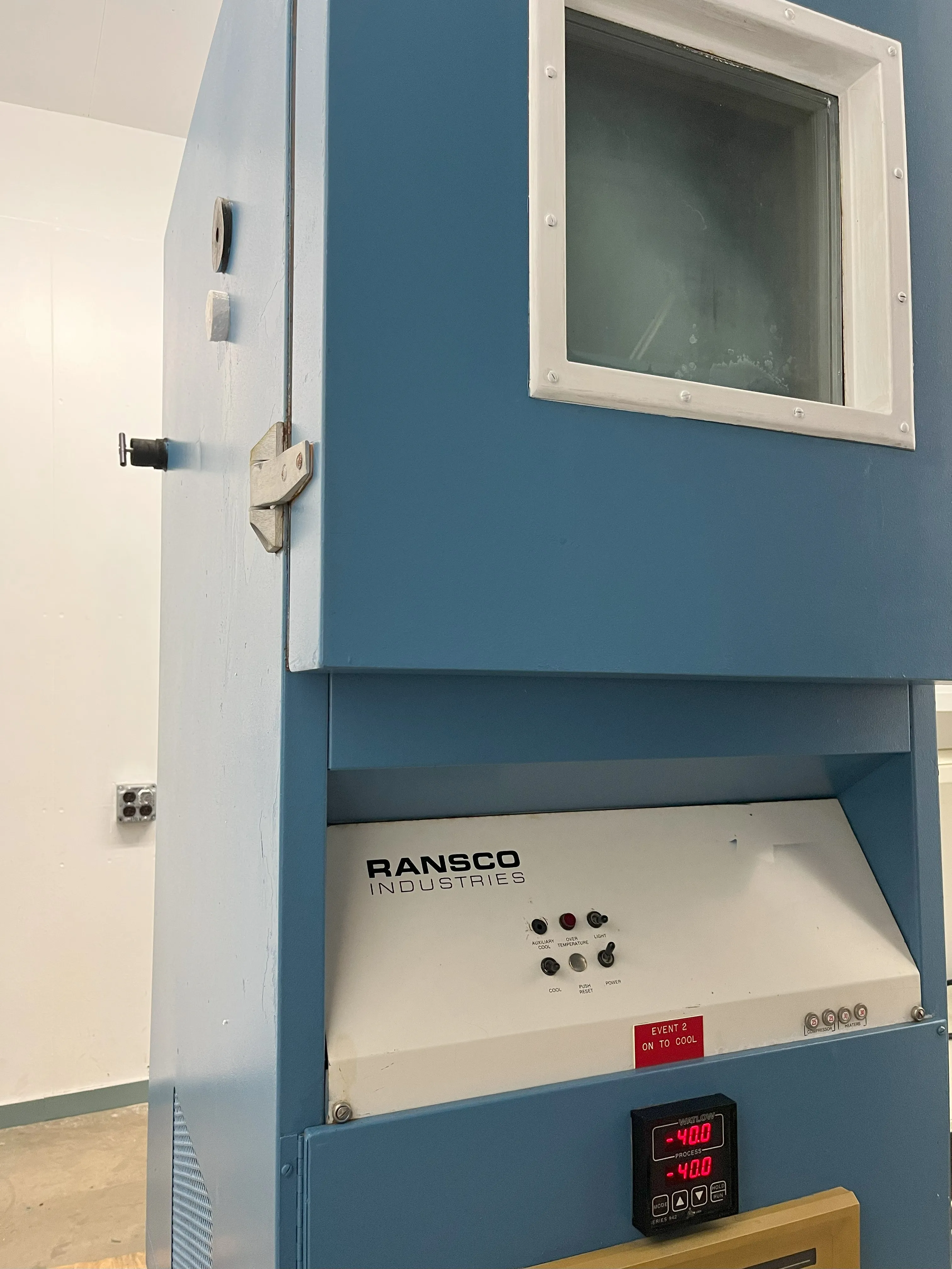 Ransco Temperature Environmental Test Chamber (-40C to +180C) 7 Cu. Ft ...