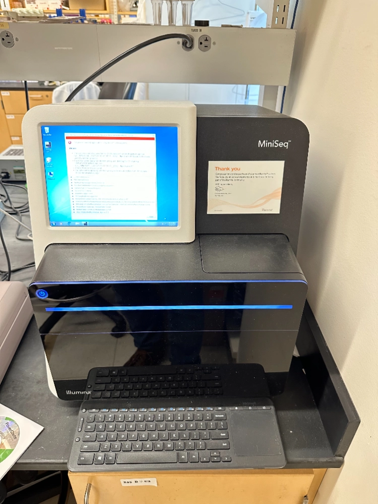 Illumina MiniSeq Gene Sequencing System | LabX.com