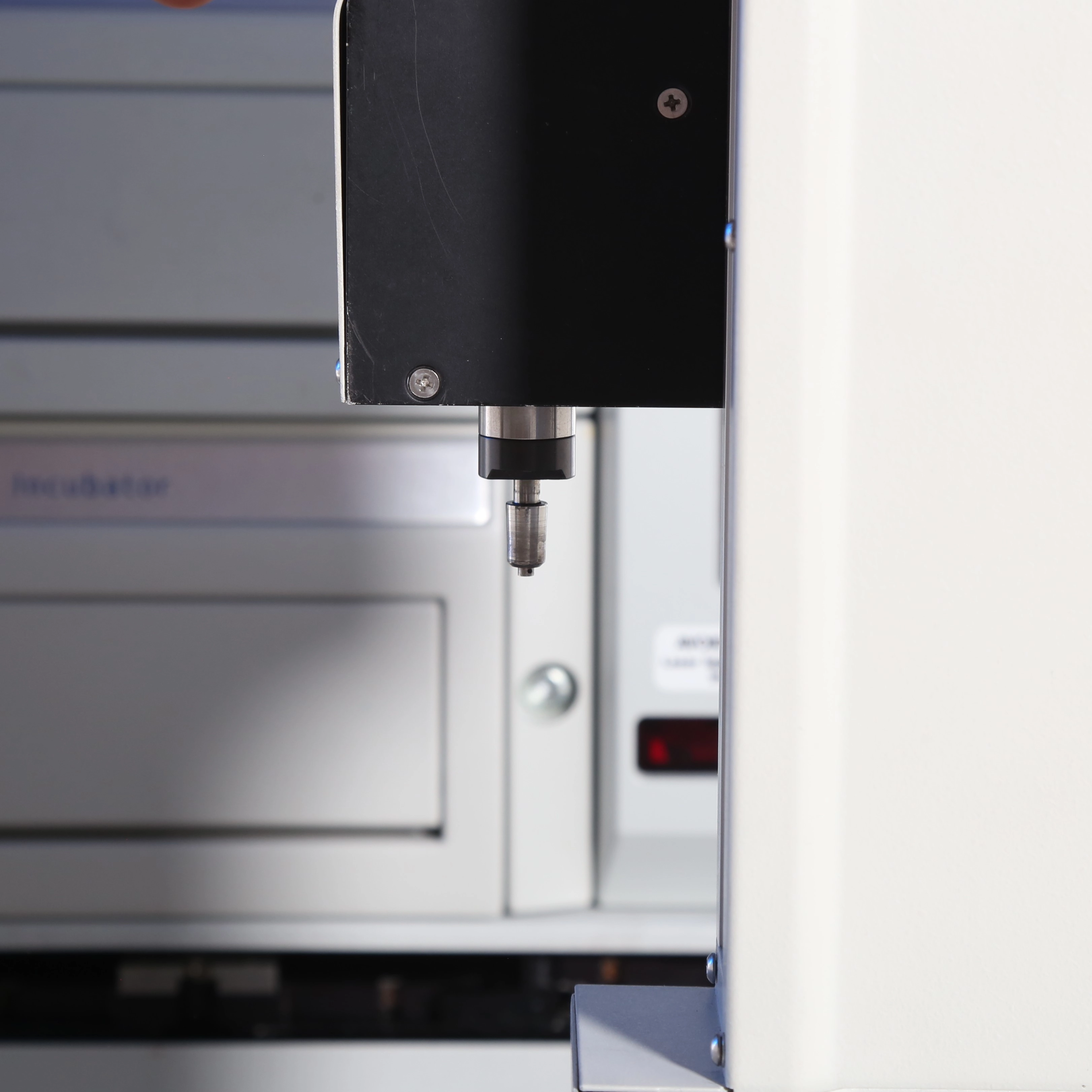 Dynex Technologies DSX Automated ELISA System Chemistry Analyzer | LabX.com