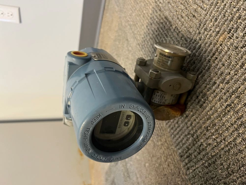 Rosemount 1151 Smart Pressure Transmitter w/ Digital Screen, model ...