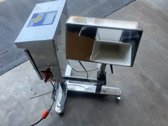 Lock Insight Metal Detector | LabX.com