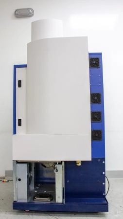 AB Sciex TOF/TOF 5800 MALDI Mass Spectrometer System P/N 1033618 | LabX.com