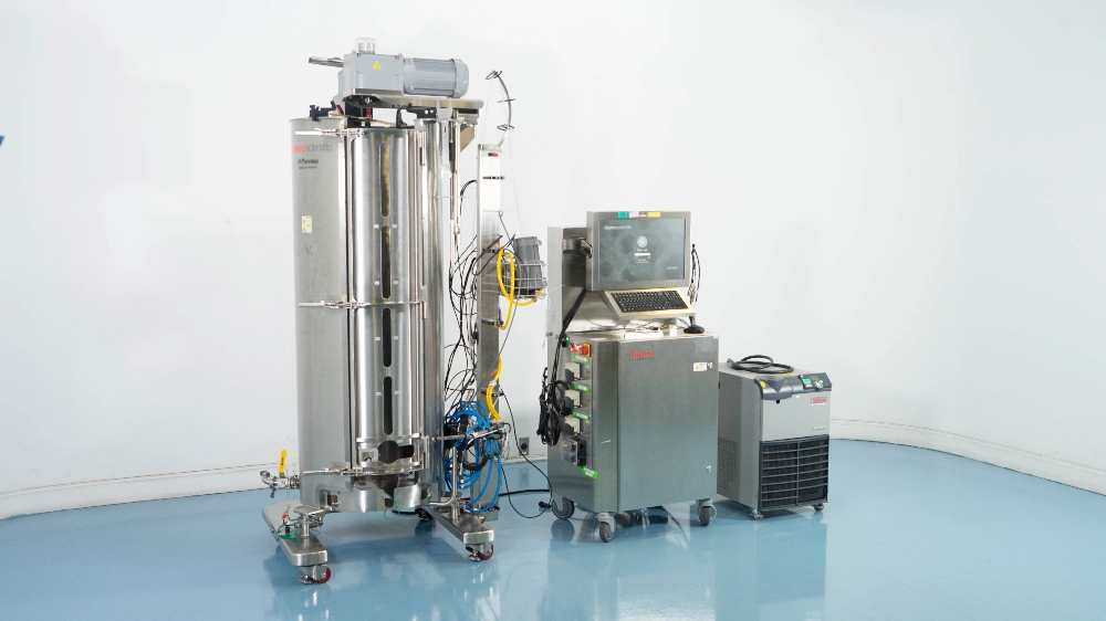 Thermo Scientific HyPerforma 300 Liter Single-Use Fermentor | LabX.com