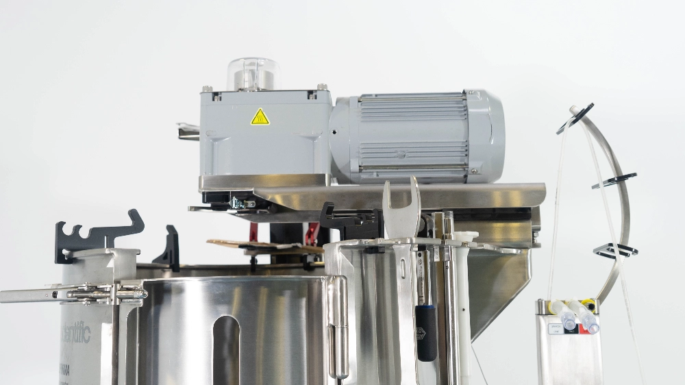 Thermo Scientific HyPerforma 300 Liter Single-Use Fermentor | LabX.com