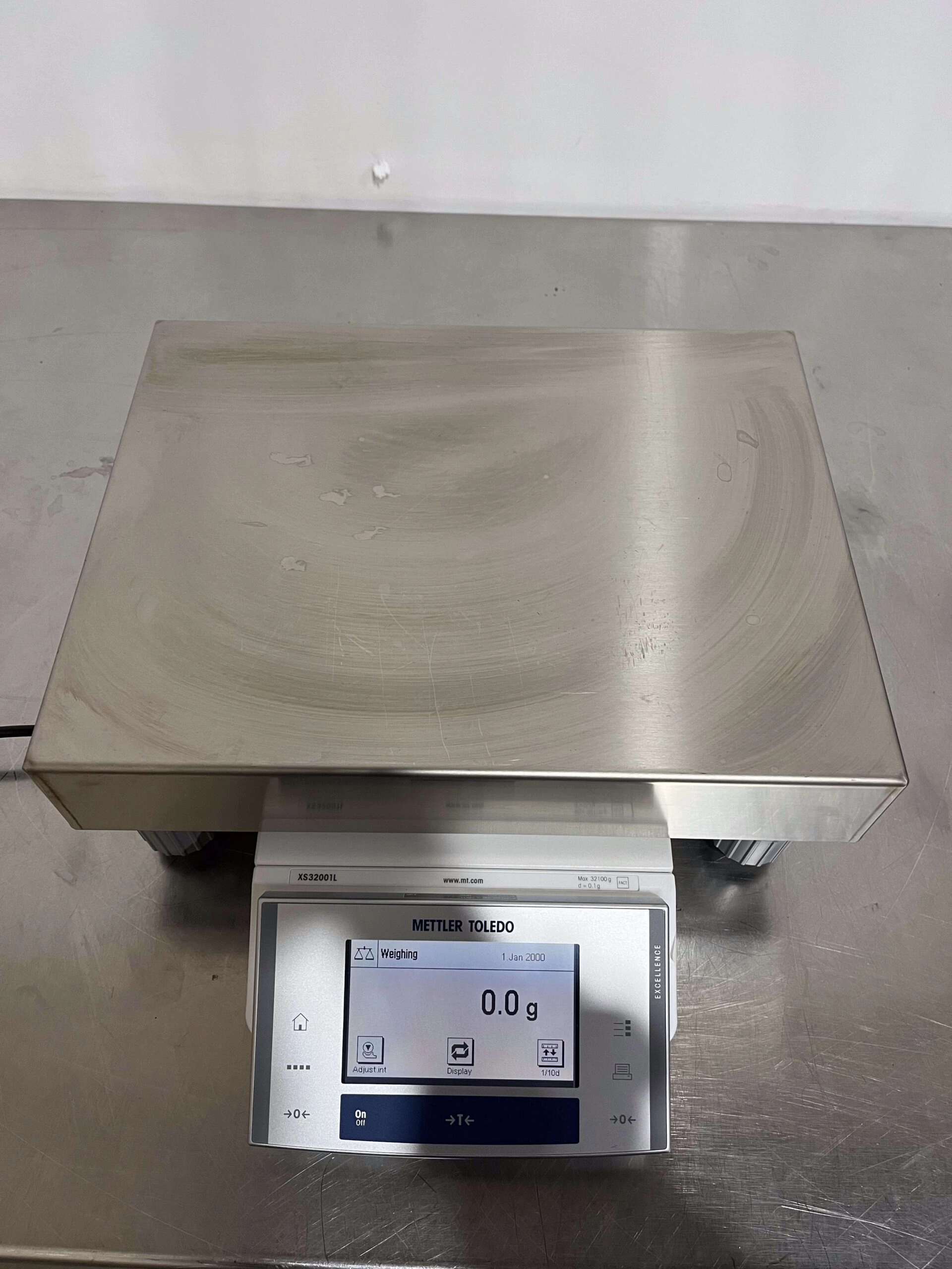 Mettler Toledo Precision Balance XS32001L | LabX.com