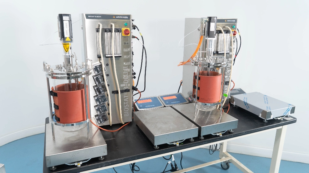 Sartorius Biostat B Dcu Ii 6 Station Bioreactor System