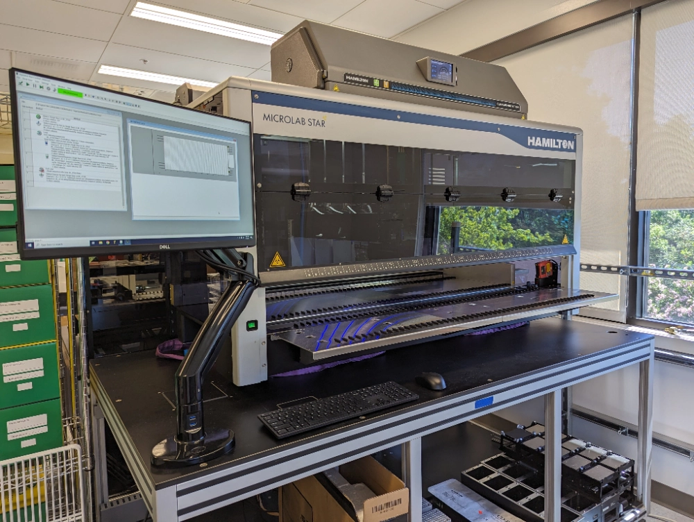 Hamilton Microlab STAR Liquid Handler | LabX.com