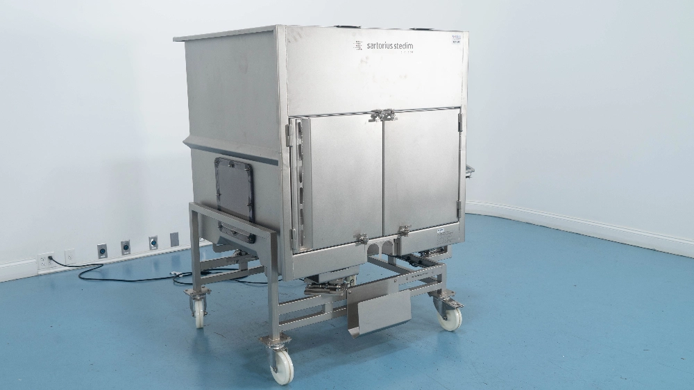 Sartorius Stedim STD 1000L Palletank Cubical w/ Minebea Intec Weighing ...