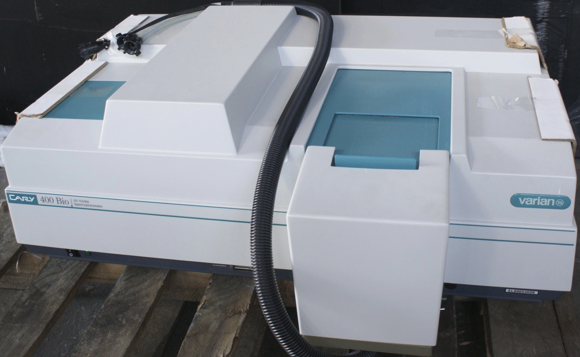 Varian CARY 400 UV-VIS Spectrophotometer Research bench VARIAN 400 BIO UV-VIS Spectrophotometer ...