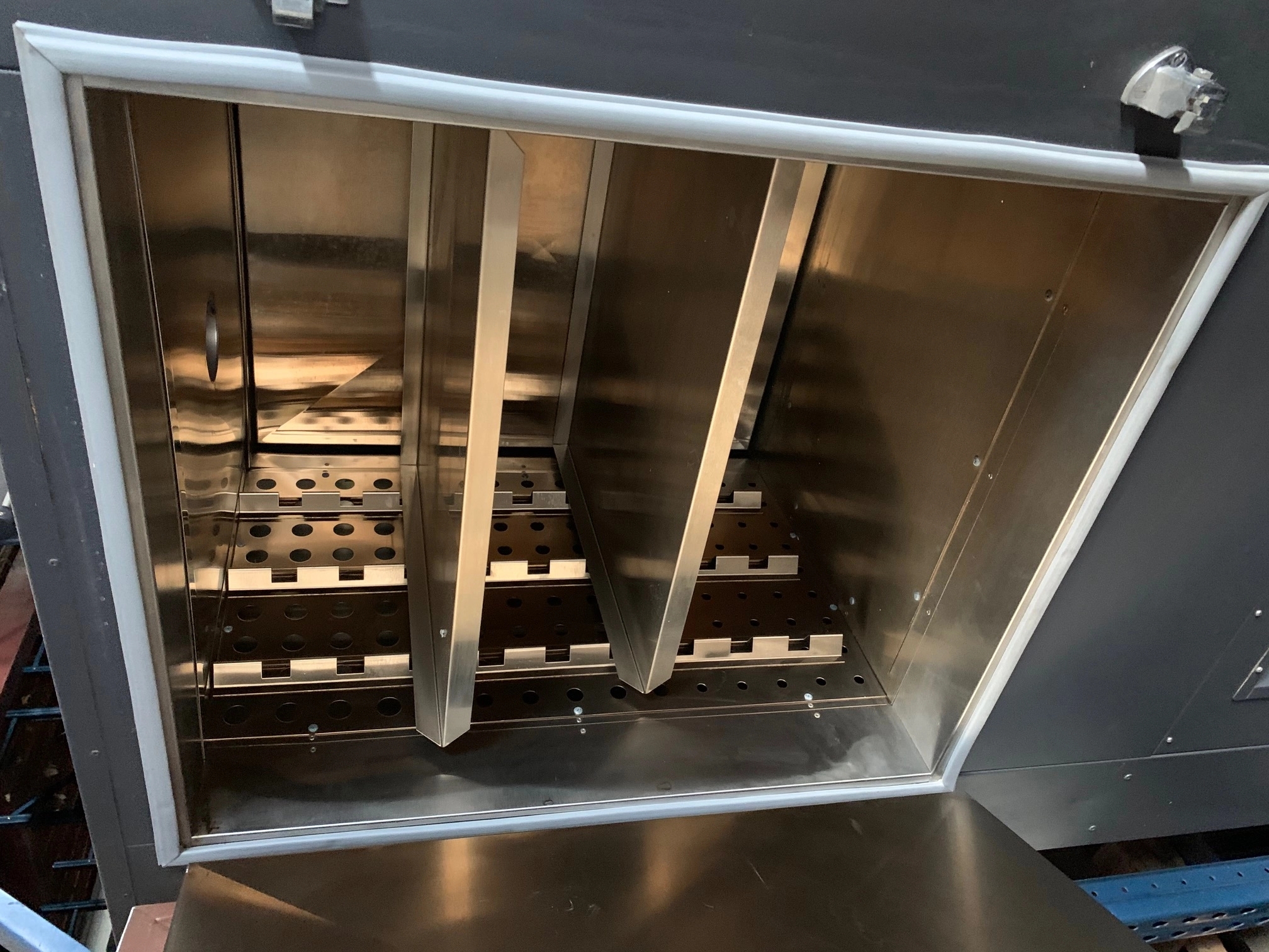 Hotpack Safety Oven Hotpack MODEL 212530-17 Hotpack 212530 Oven is ...