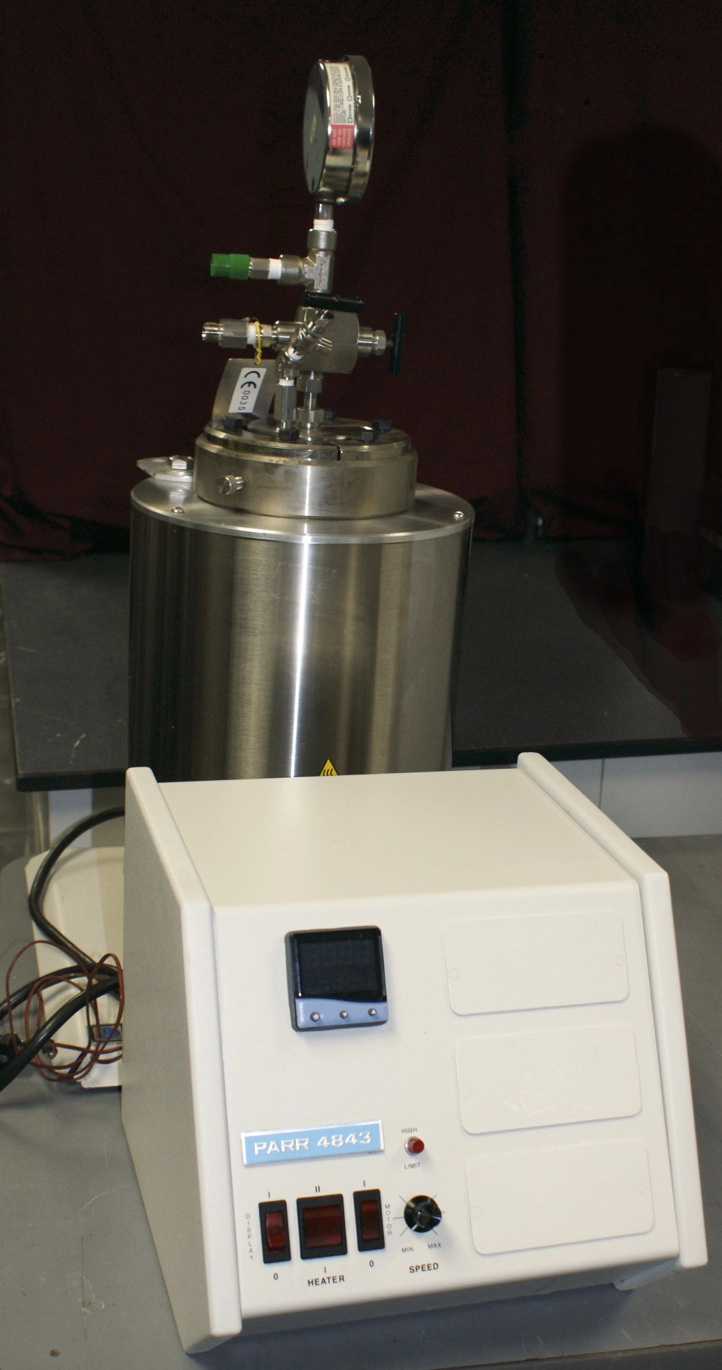 Parr 4843 Controller with Parr 4913 Pressure Vessel AUTOCLAVE Parr ...