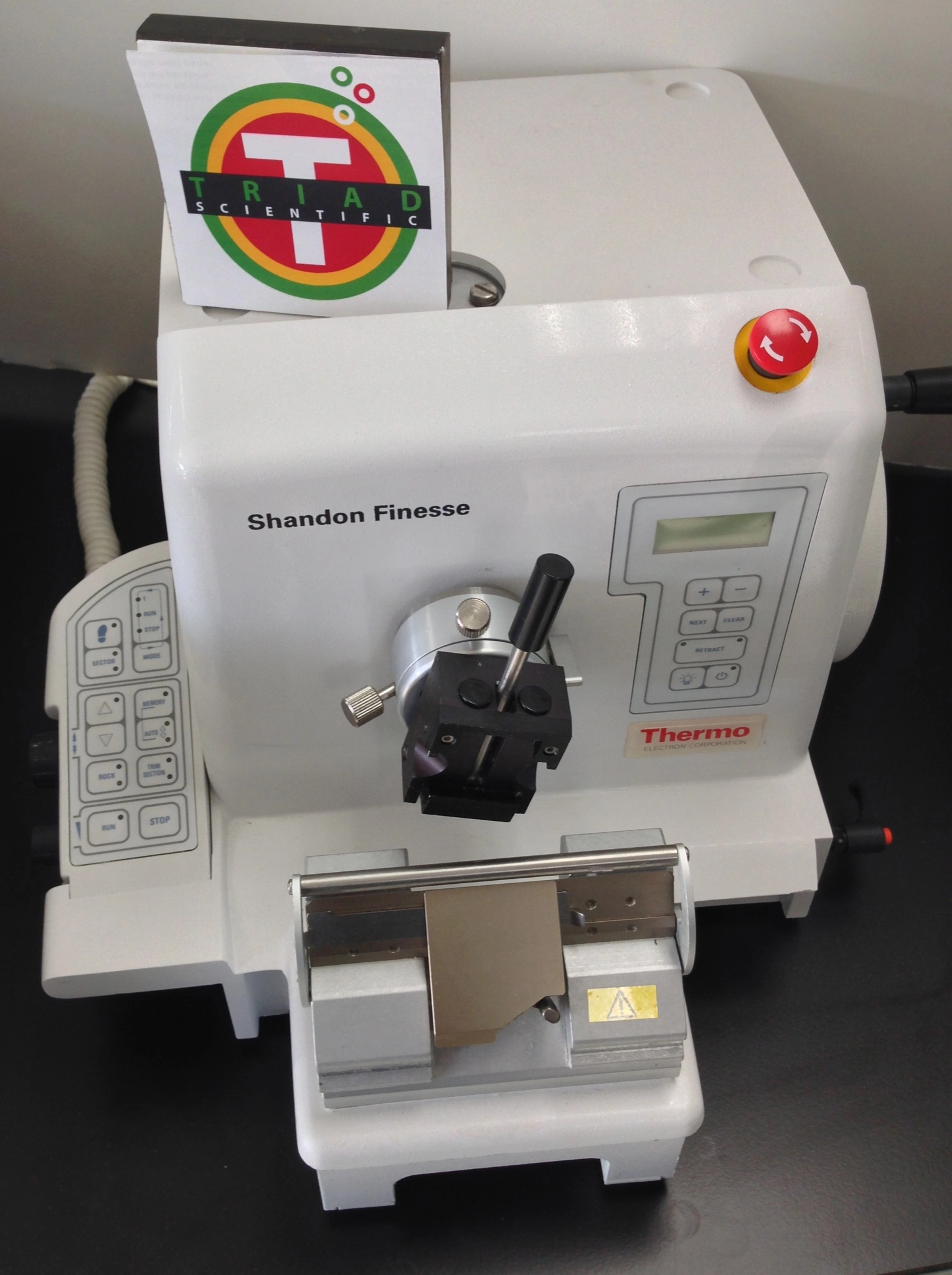 Thermo Shandon Microtome