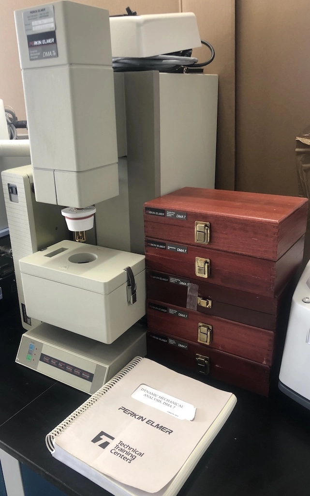 Perkin Elmer DMA 7e Perkin Elmer DMA7e Perkin Elmer Dynamic Mechanical ...