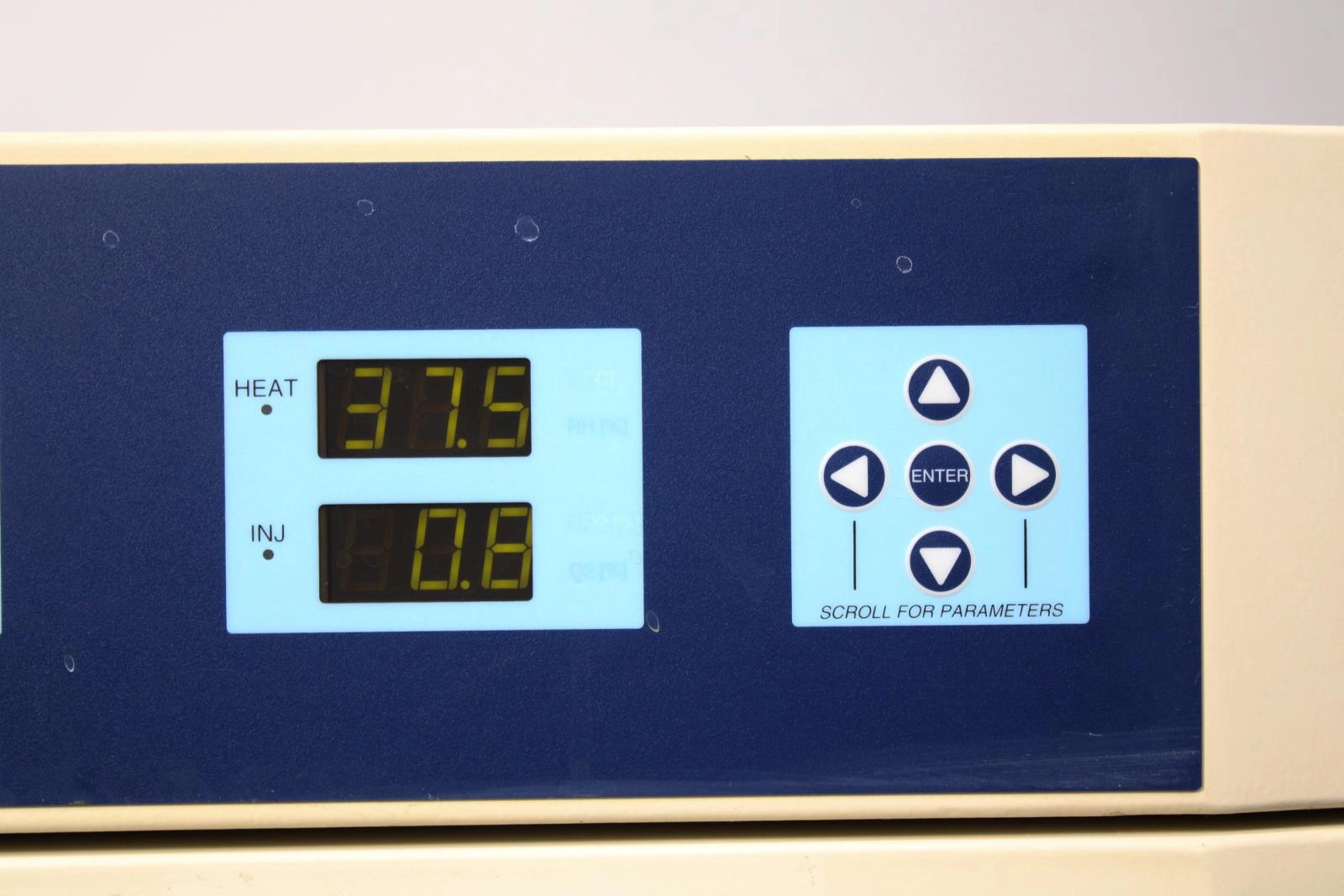 Thermo Scientific Napco Series 8000 Model 3578 CO2 Incubator | LabX.com