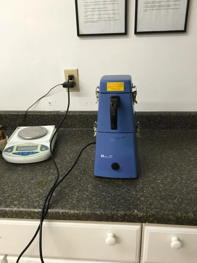 IKA M20 Dry Mill -- Tested | LabX.com