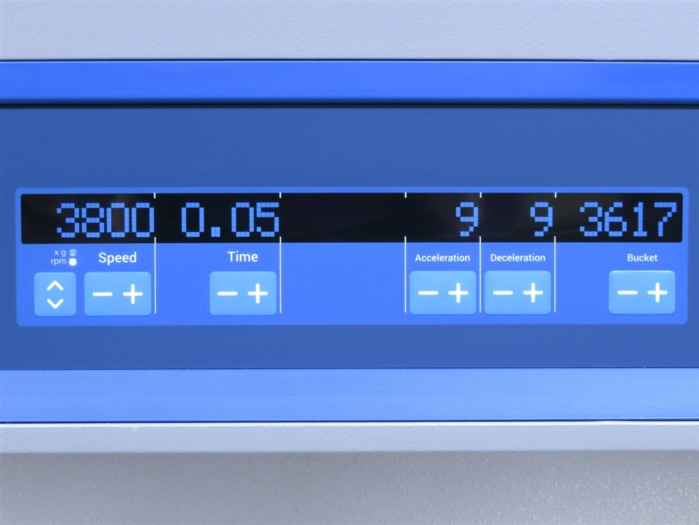 Thermo Scientific Sorvall ST4 Plus-MD Centrifuge | LabX.com
