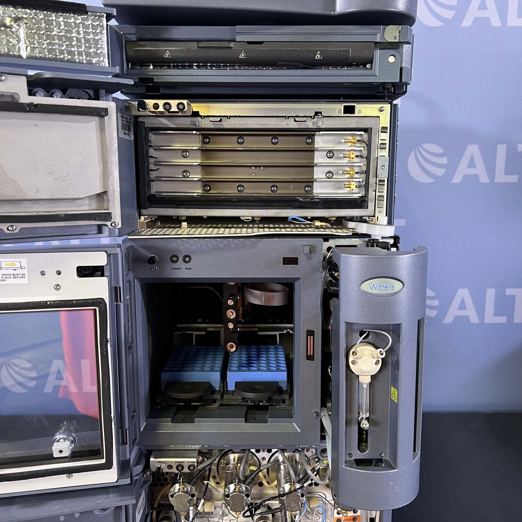 Waters Acquity UPLC System With Binary Solvent Manager And TUV Detector ...