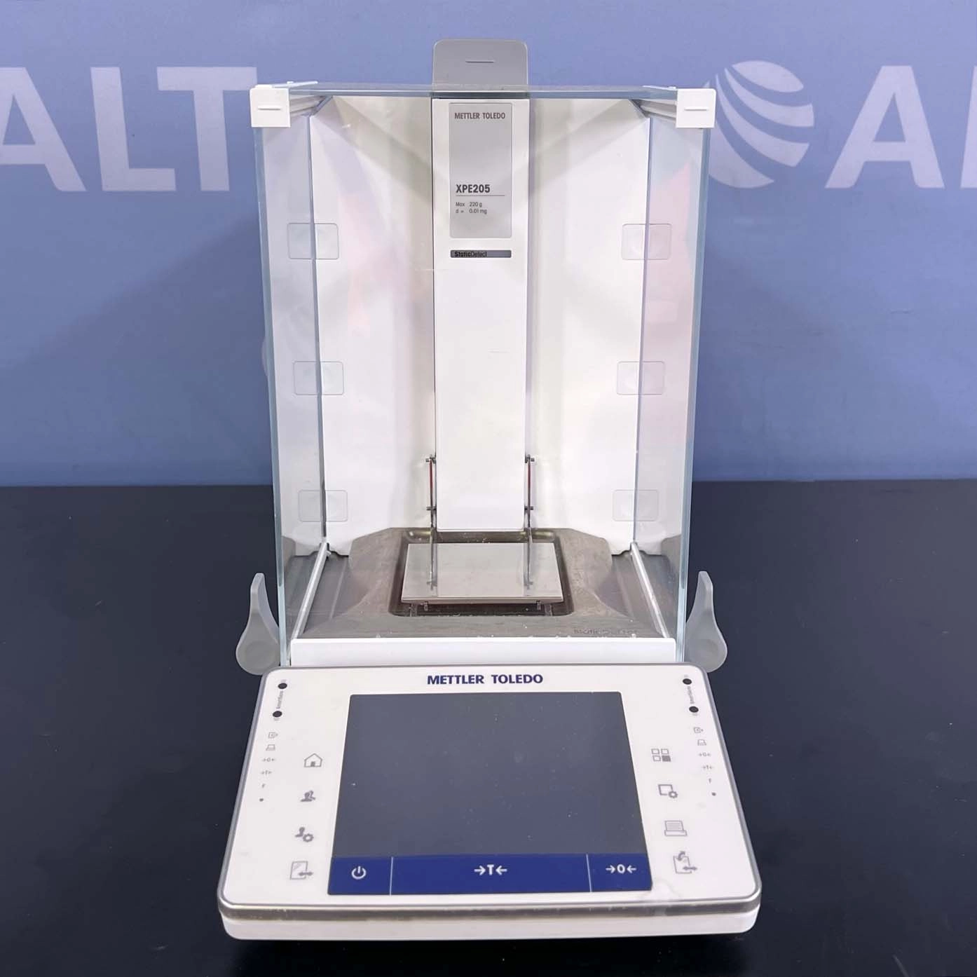 Mettler Toledo XPE205 Analytical Balance | LabX.com