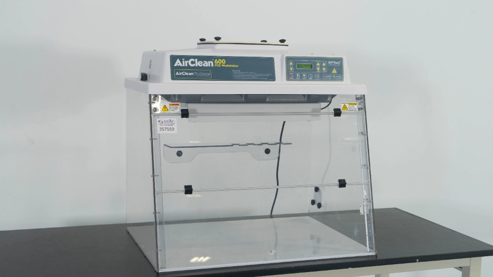 AirClean 600 PCR Workstation | LabX.com