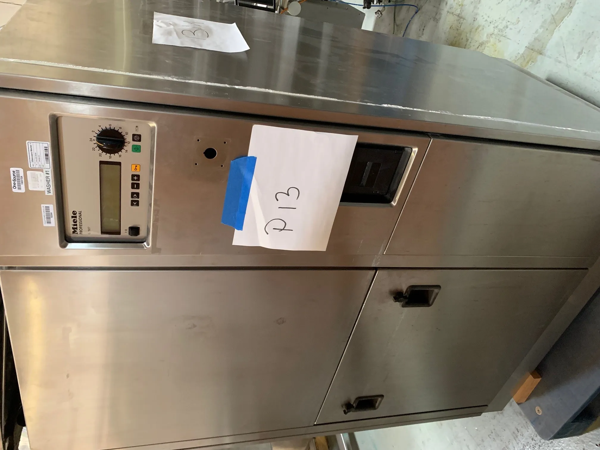 Miele Professional G7827 Glassware Washers 2 units $3,500 each | LabX.com