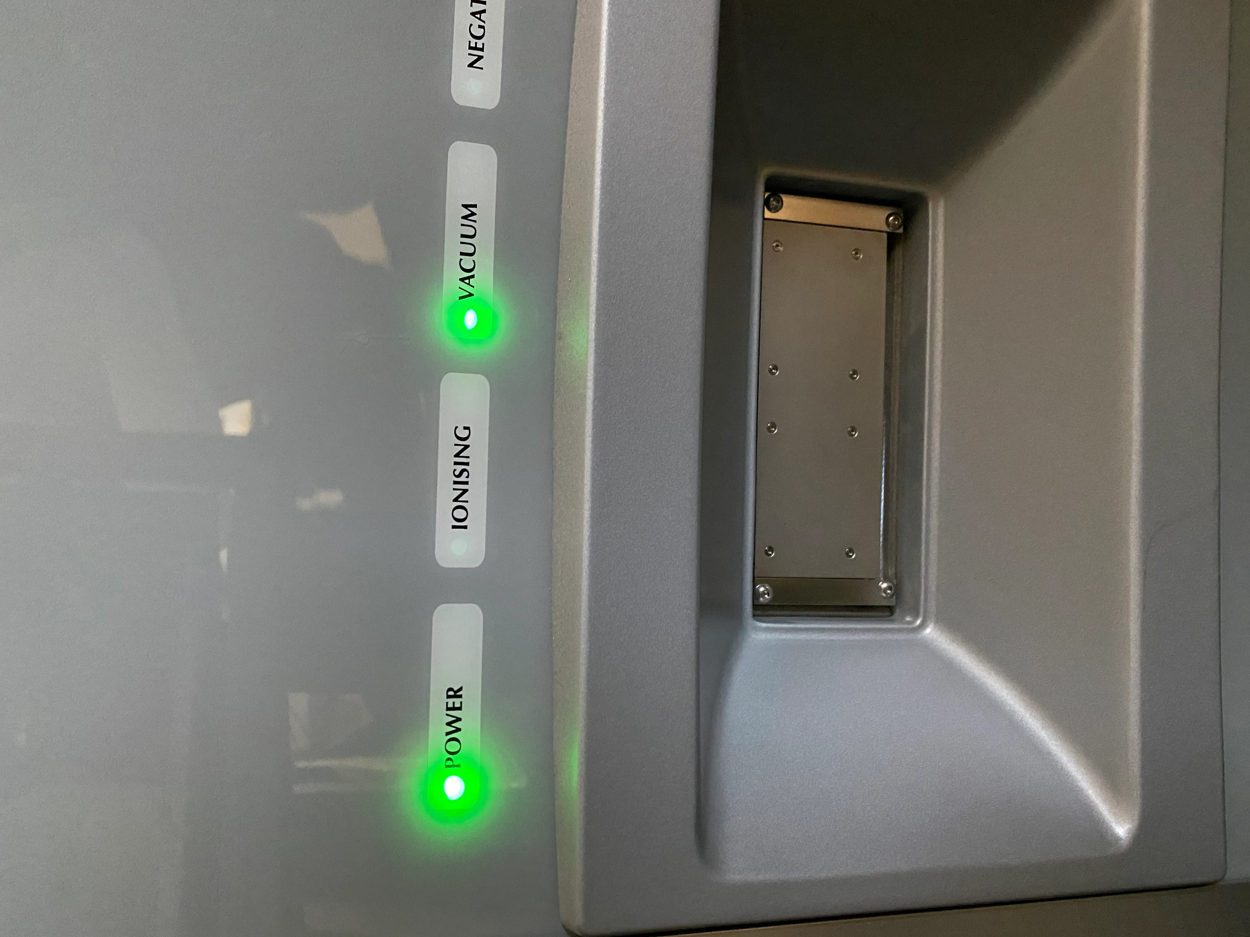 Shimadzu Axima Assurance MALDI TOF MS with computer and software | LabX.com